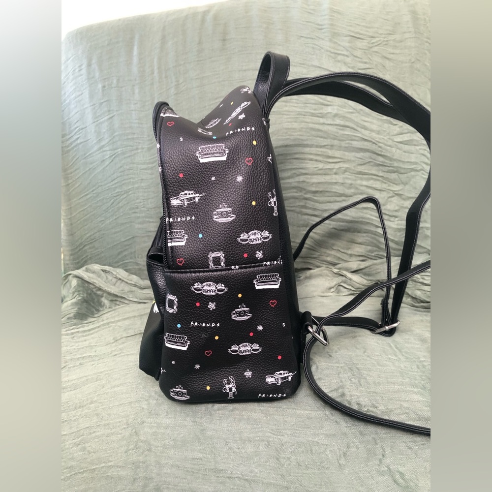 Dani By Danielle Nicole Friends Central Perk Mini Bac… - Gem